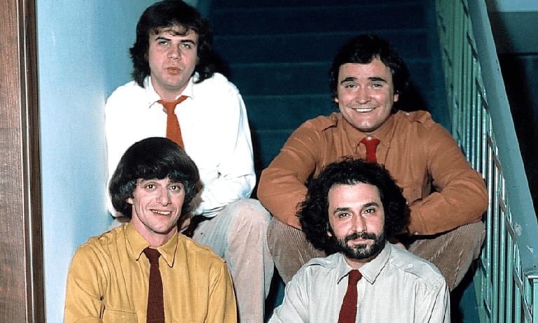 Le vere origini de I Gatti di Vicolo Miracoli: Ci lasciarono tutti