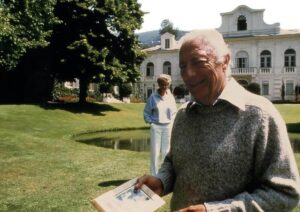 In vendita Villa Frescot, la casa di Gianni Agnelli: la figlia ...